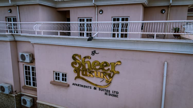 Sheer Luxury Apartments & Suites